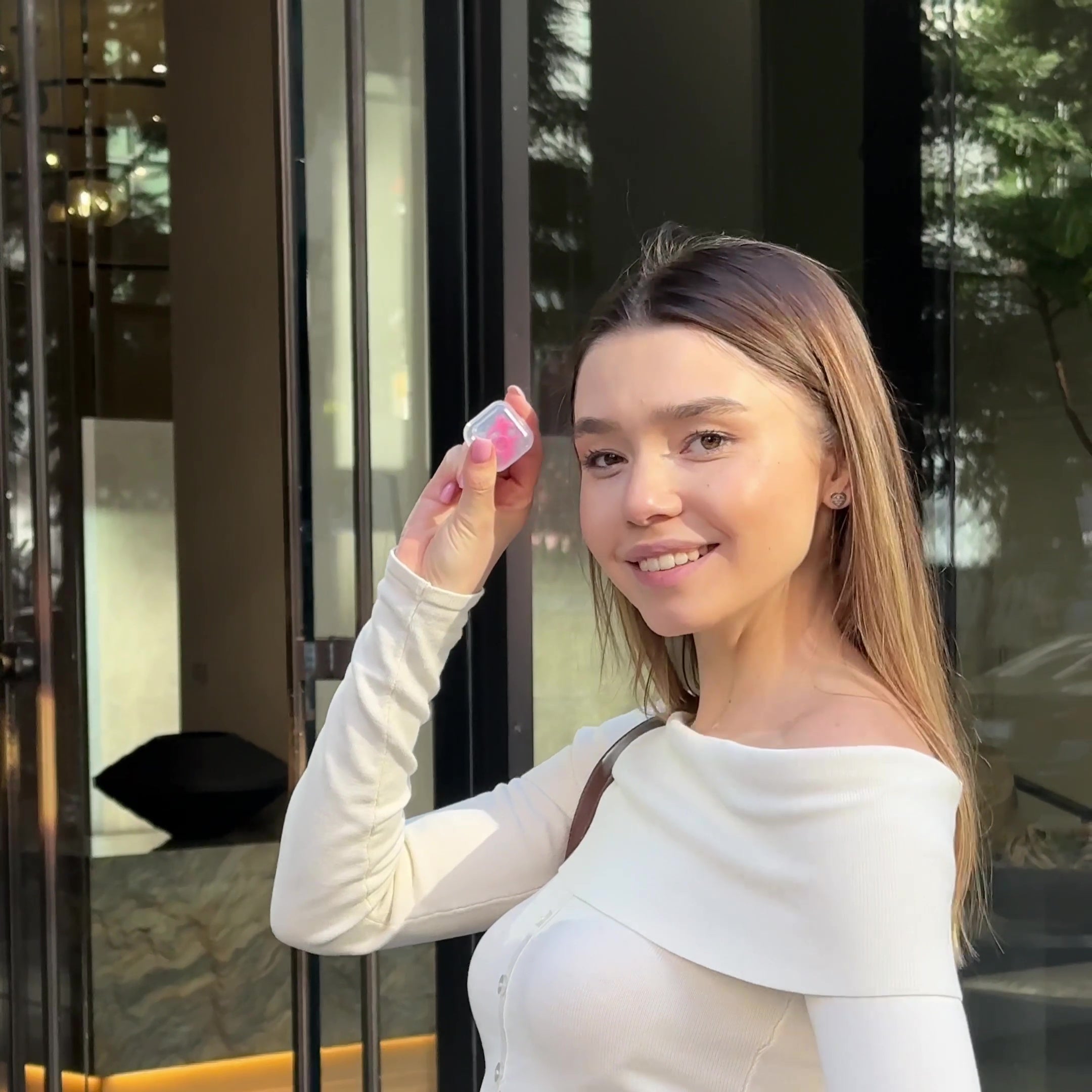 Gfloss - Hands-Free Dental Floss for Easy Oral Care
